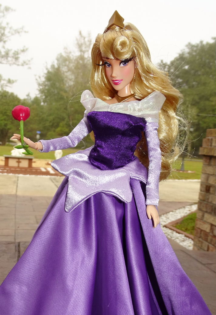 Princess Aurora from Sleeping Beauty/KH 11" Doll!!