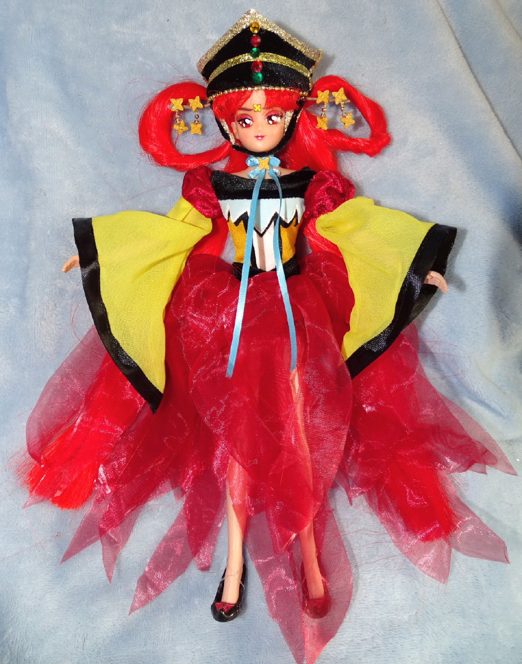 Index of /customdolls/royal