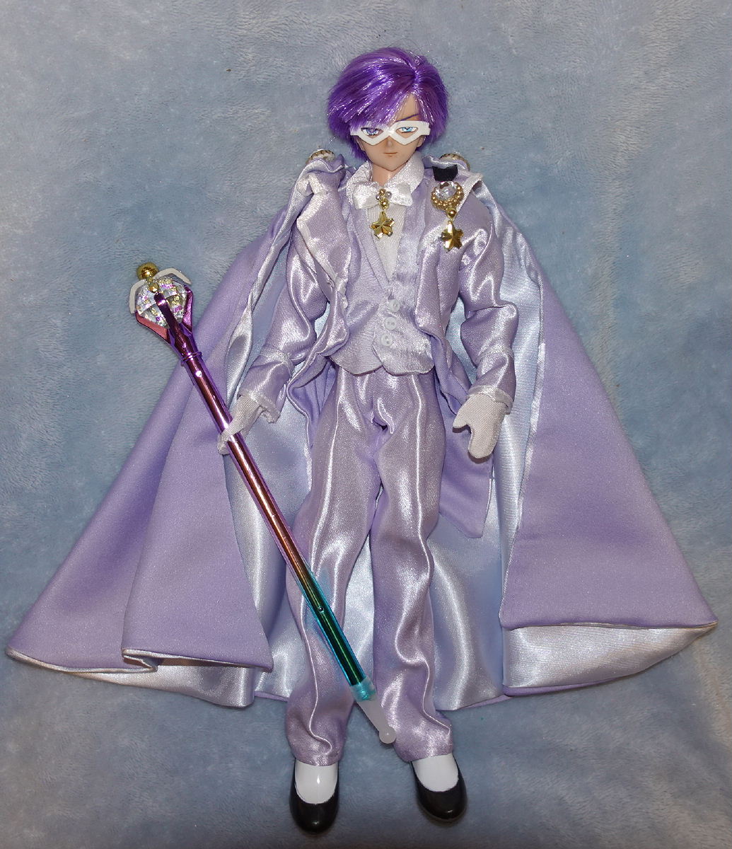 Index of /customdolls/royal