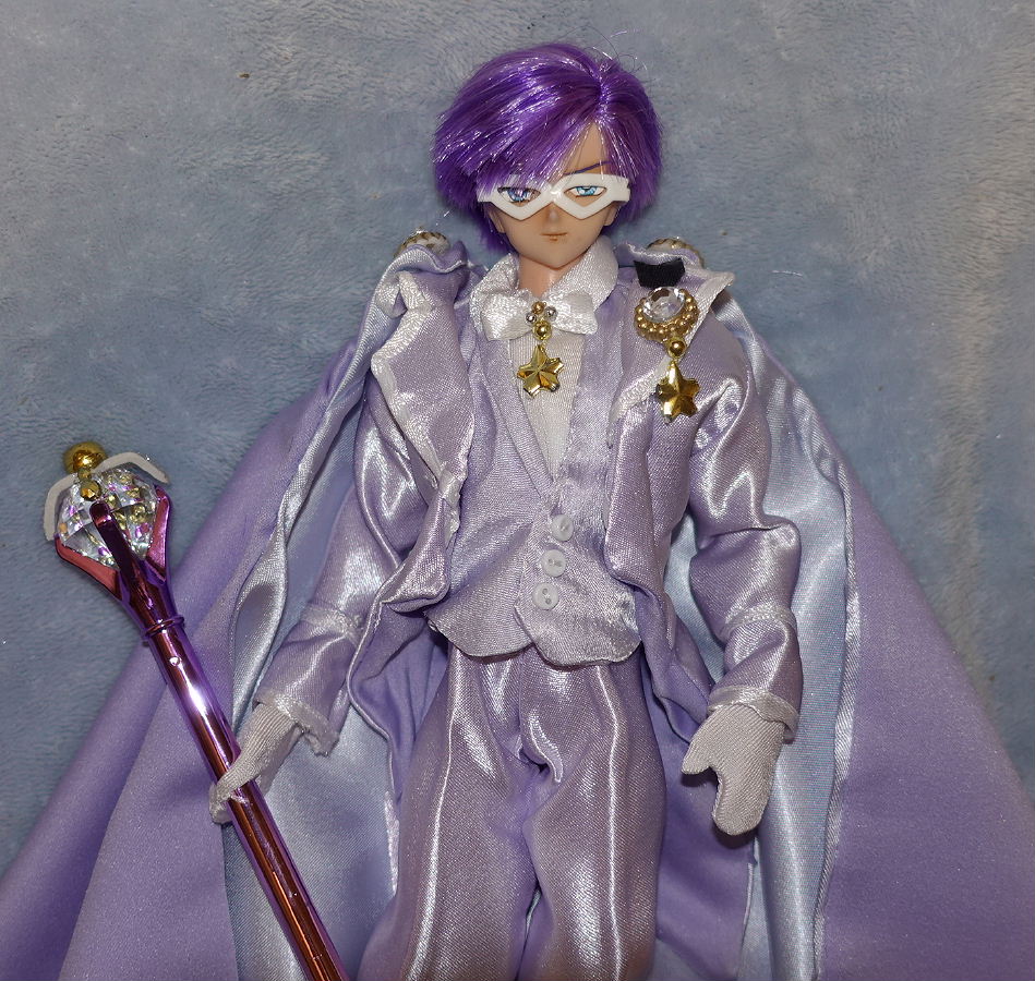 Index of /customdolls/royal