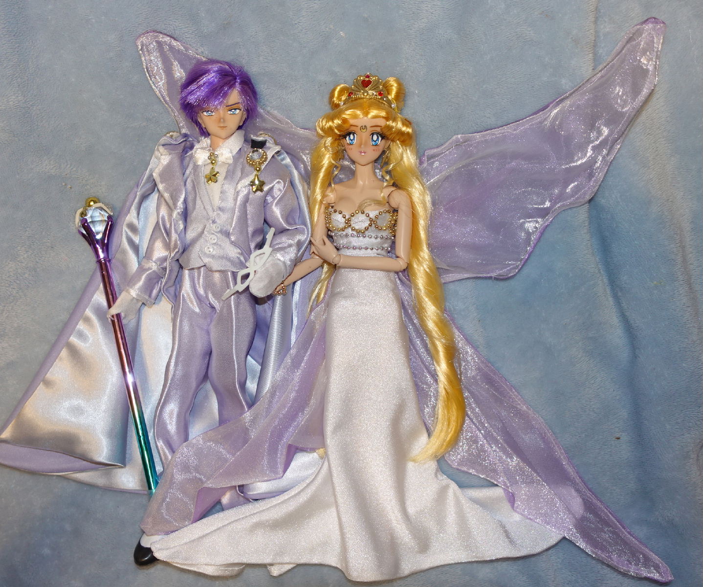Index of /customdolls/royal