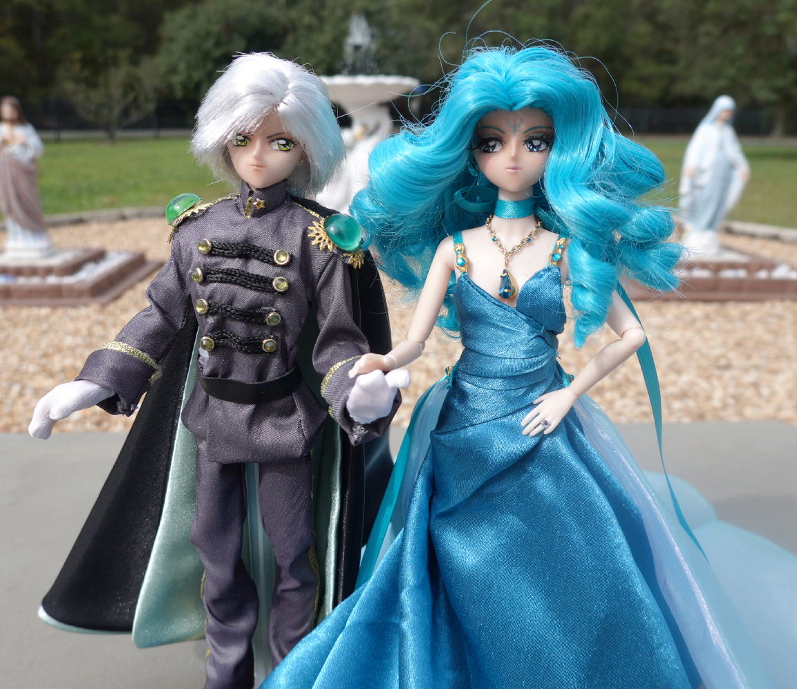 Index of /customdolls/royal