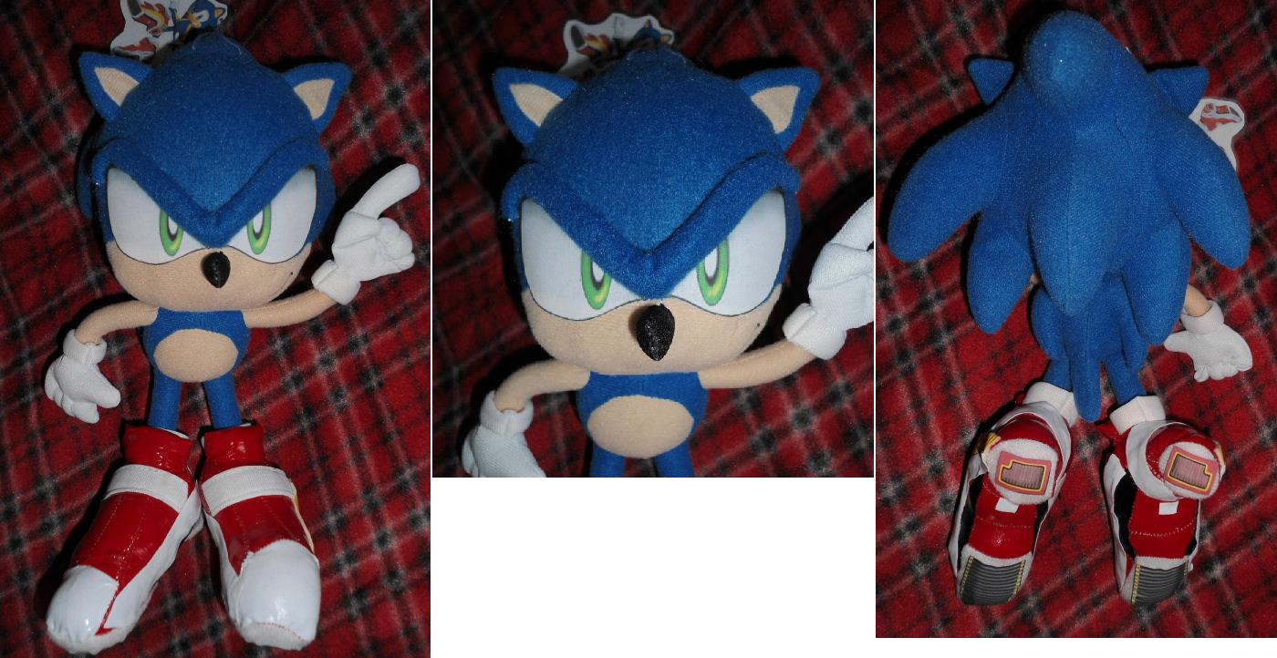 Lita Mitchell's Sonic the Hedgehog UFO Catchers